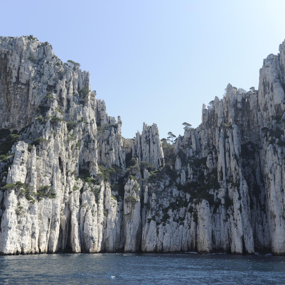 The calanques of Marseille by boat | Marseille Tourism