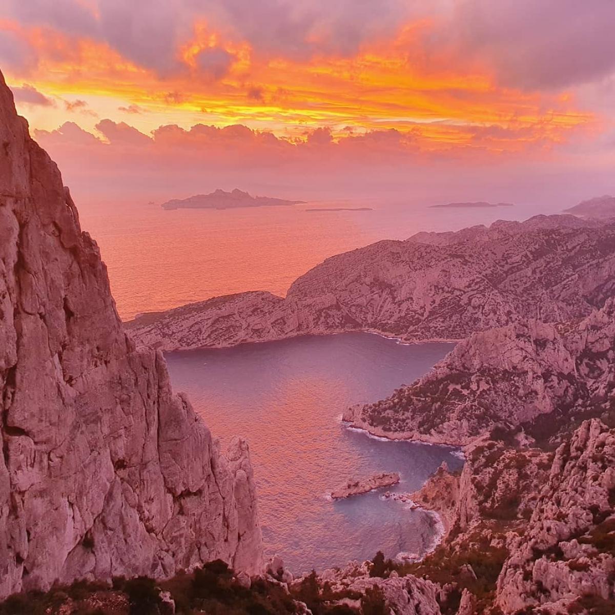 La Calanque de Sugiton | Site officiel de l’Office de Tourisme de Marseille