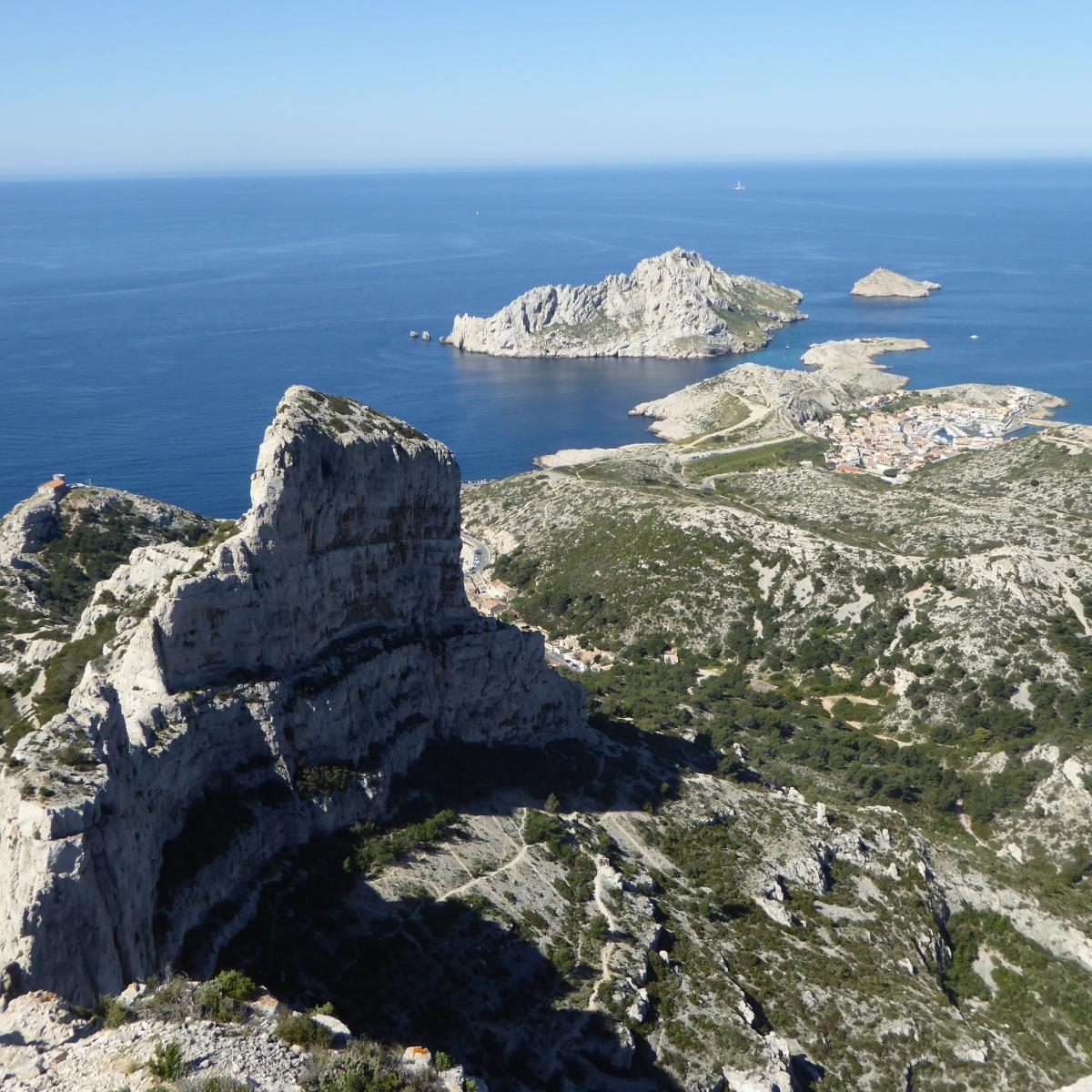 The most beautiful hikes in the Calanques | Marseille Tourism