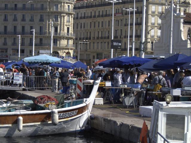 Le marché aux poissons du Vieux-Port | Office de Tourisme de Marseille